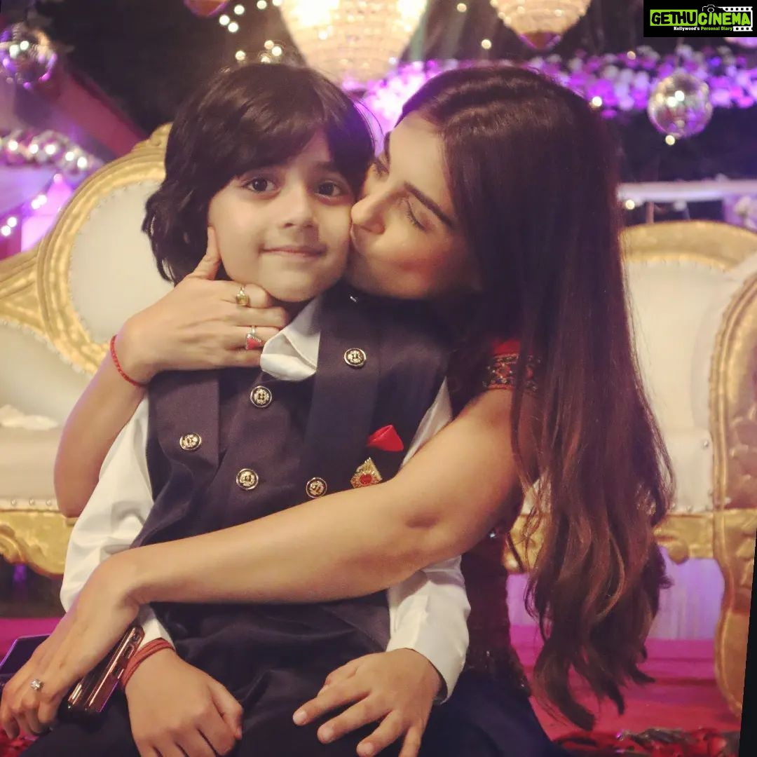 Shiny Doshi Instagram – Today is very shiny shiny Day to Shiny Di ki ...