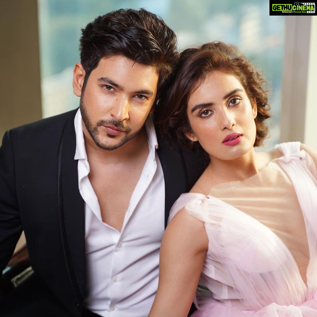 Shivin Narang Instagram – Happy birthday to the most beautiful Person ...