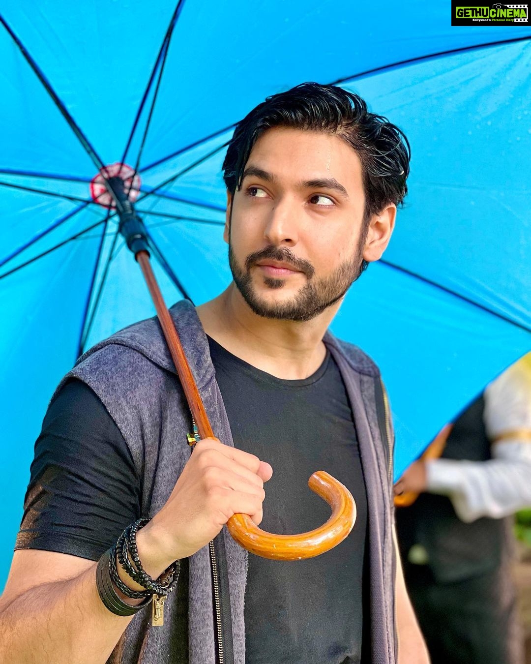 Shivin Narang Instagram – ☔️ Mumbai Rains | Gethu Cinema