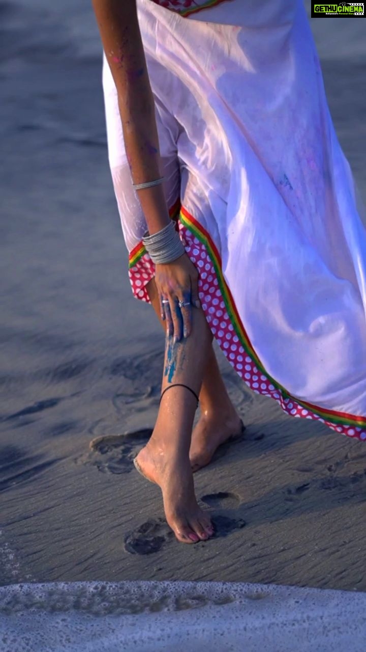 Shruthi Rajanikanth Instagram – Being one of the shades of women 📸 @nomadic_frames | Gethu Cinema