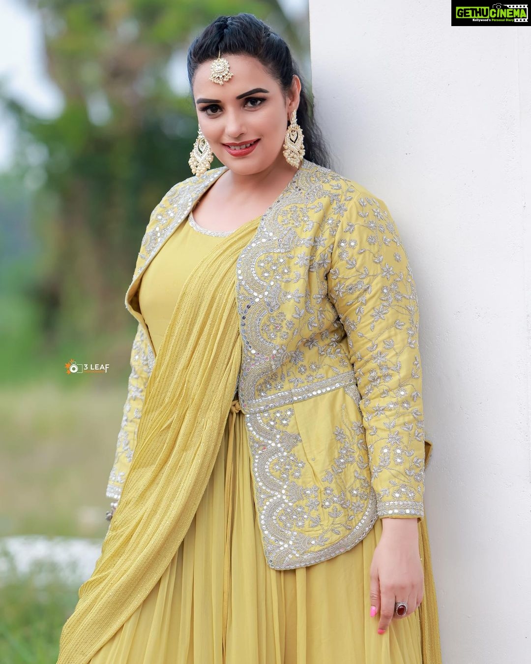 Shweta Menon Instagram – Always love to work with u my sweet sister 💞💞💞 ...