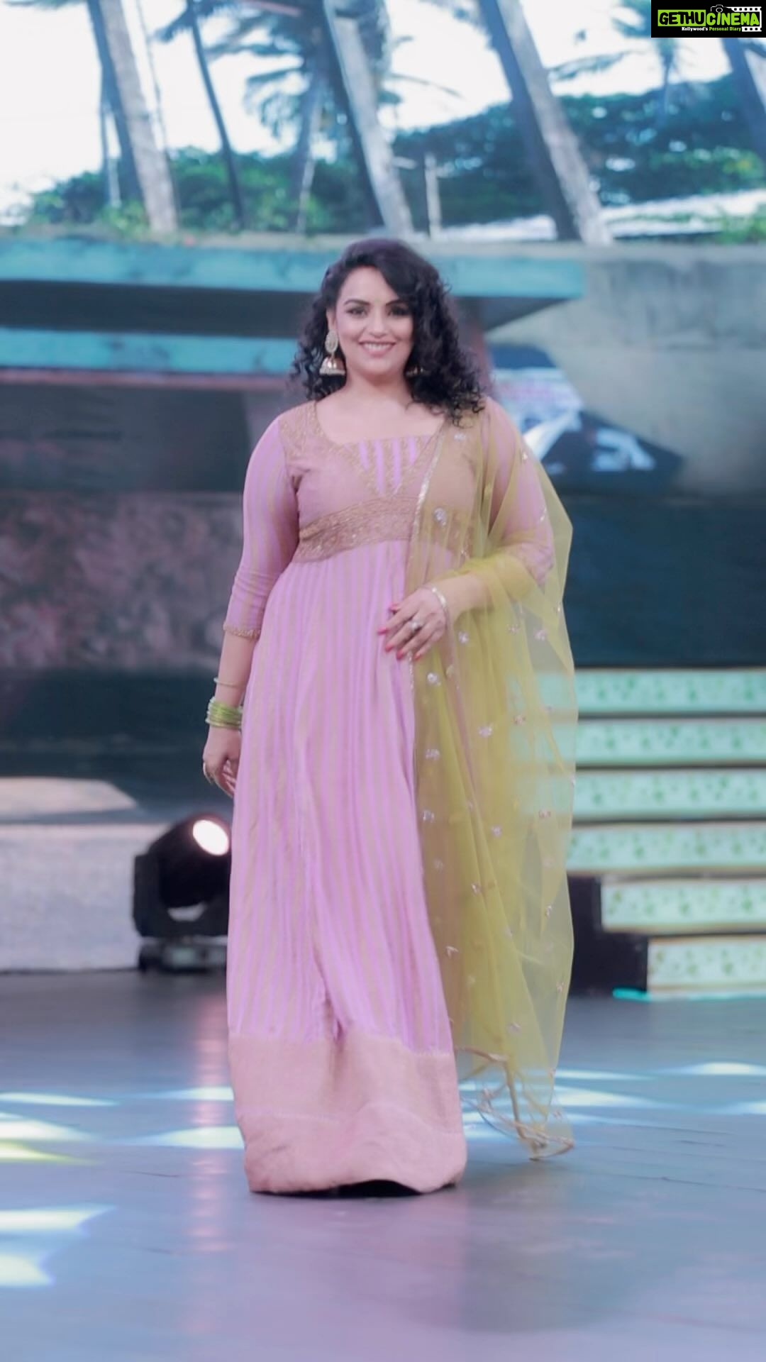 Shweta Menon Instagram – Stylist : @tharunya_vk Wardrobe ...