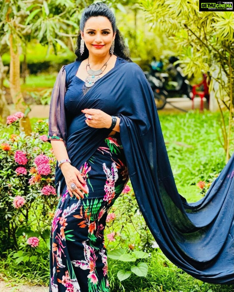 Actress Shweta Menon HD Instagram Photos and Wallpapers August 2023 ...