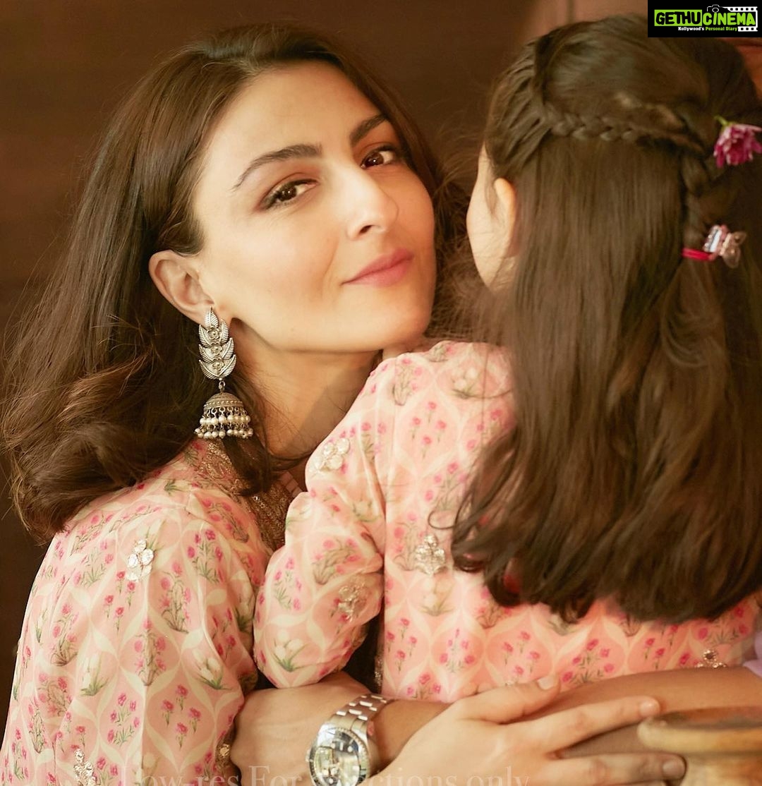 Soha Ali Khan Instagram – Wishing you a joyful Eid filled with happiness peace success and good ...