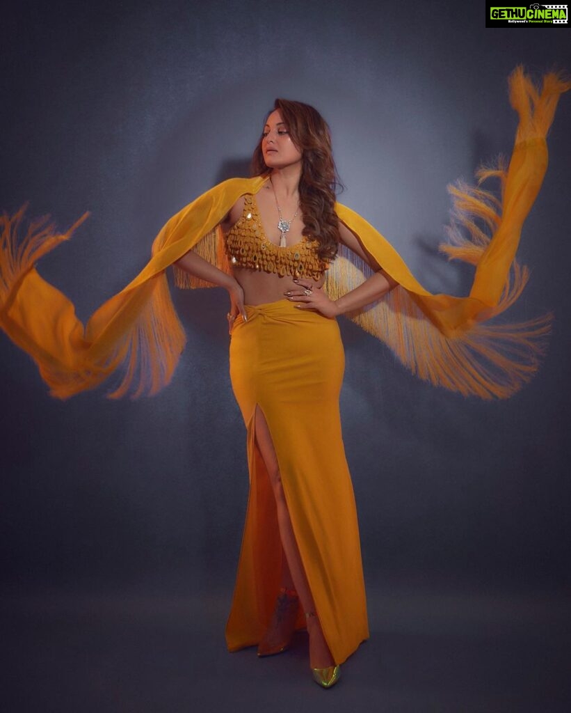 Actress Sonakshi Sinha HD Instagram Photos and Wallpapers June 2023 ...