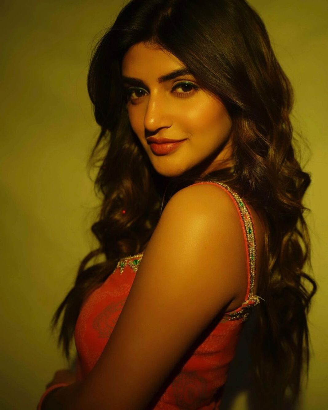 Actress Sreeleela HD Photos and Wallpapers March 2023 | Gethu Cinema