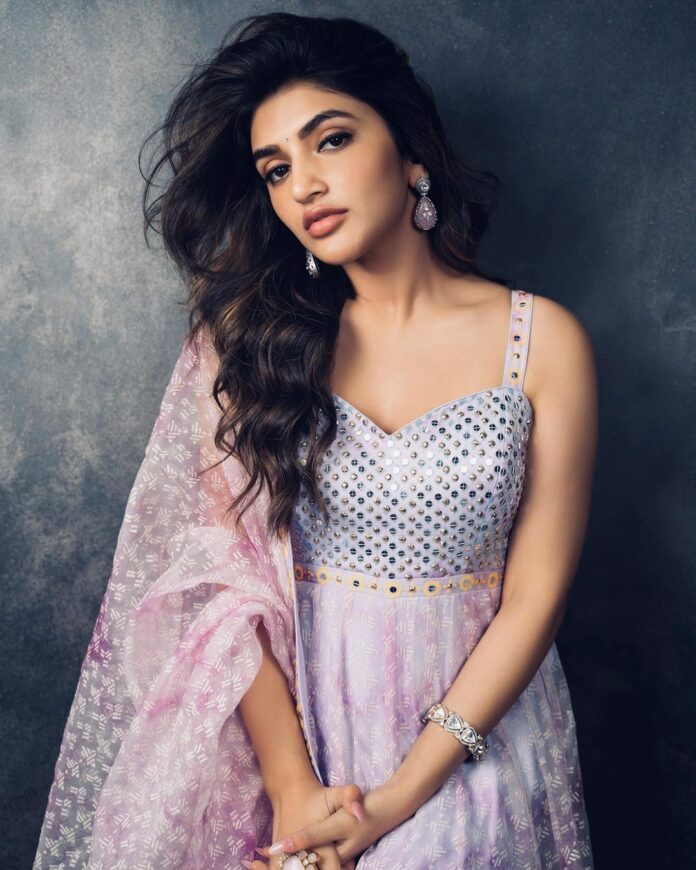 Actress Sreeleela HD Photos and Wallpapers February 2023 | Gethu Cinema