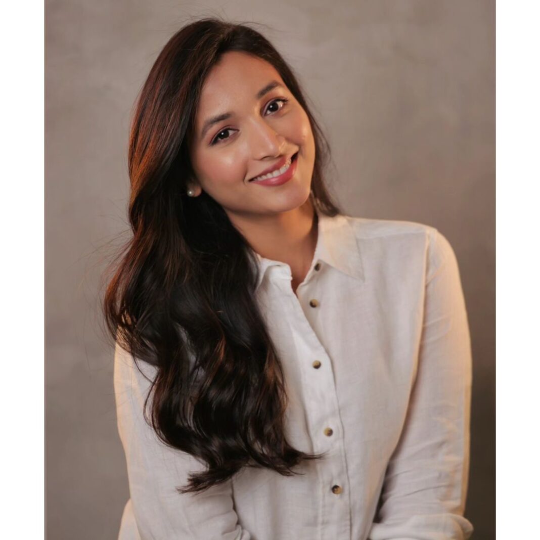 Actress Srinidhi Ramesh Shetty HD Instagram Photos and Wallpapers June ...