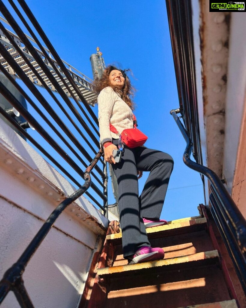 Actress Vidhya HD Instagram Photos and Wallpapers January 2023 | Gethu ...