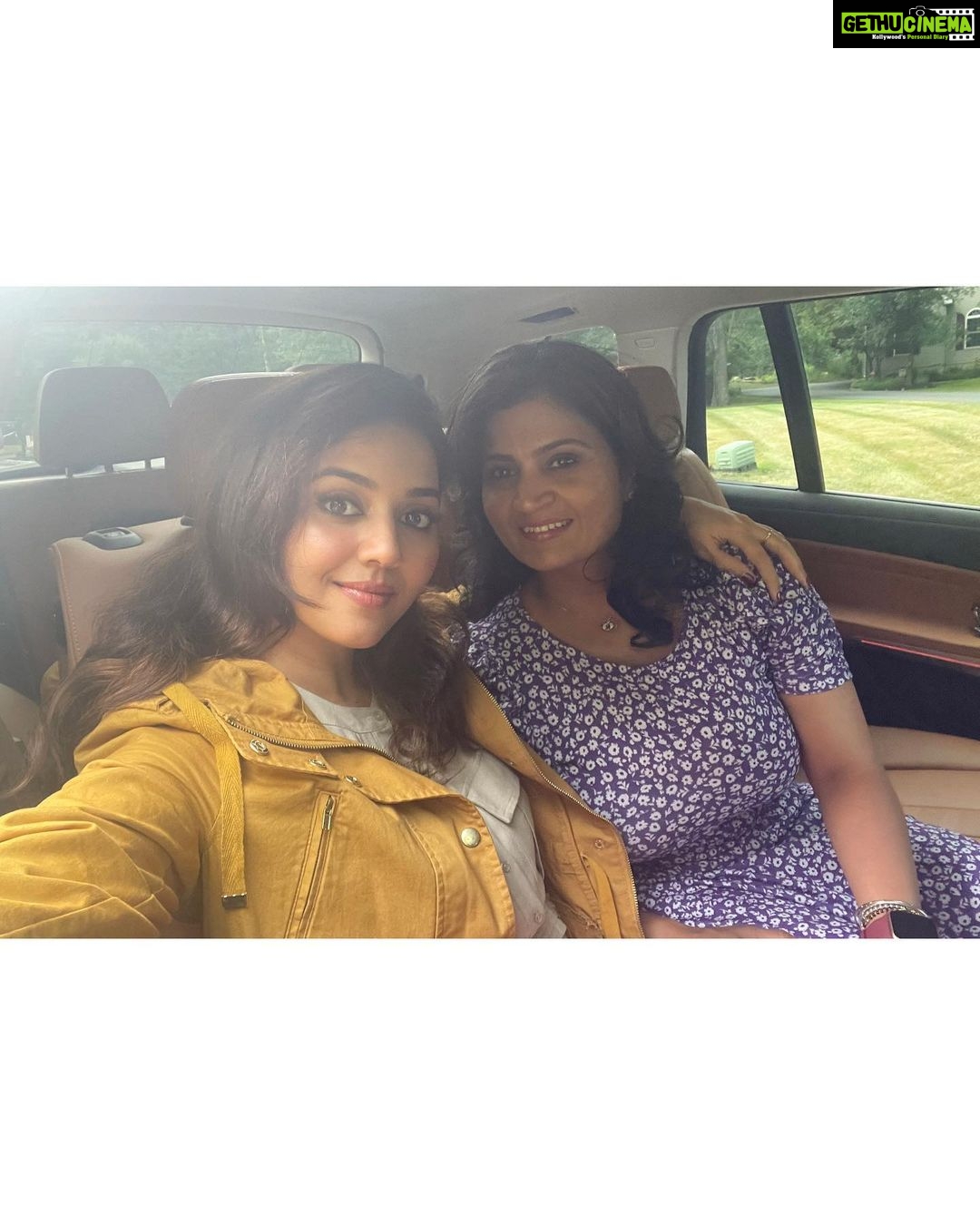 Vidhya Instagram – Happy birthday to my dearest Sridevi akka🤍 and ...