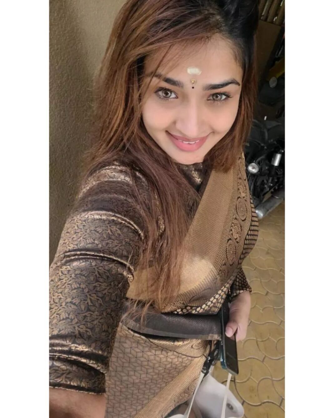 Actress Vidhya Mohan HD Photos and Wallpapers September 2022 - Gethu Cinema