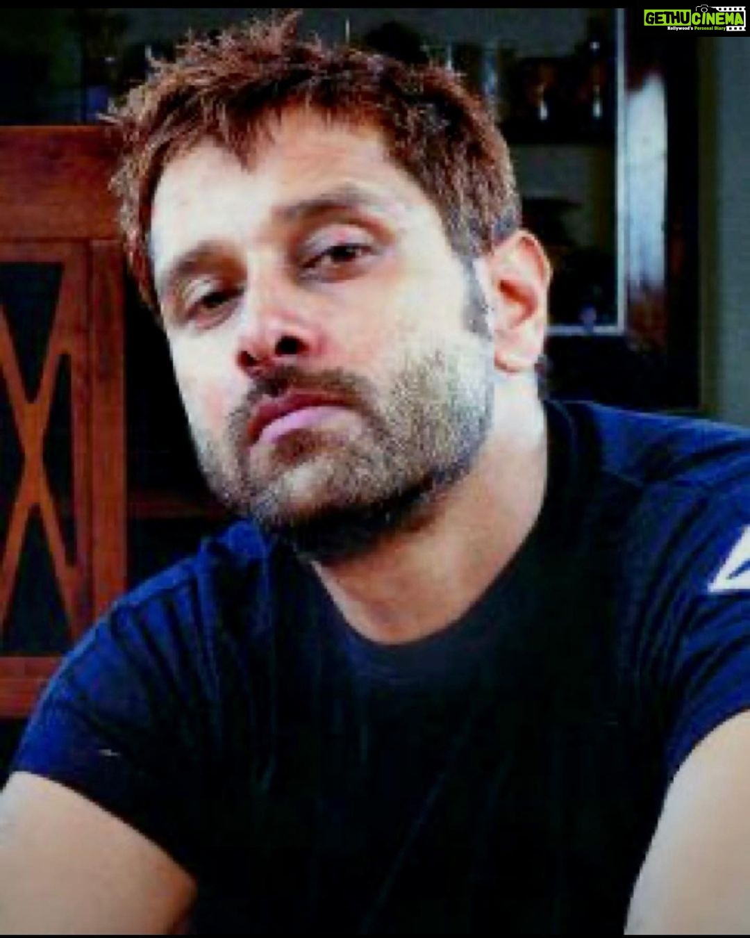 Vikram Instagram – Throwback Sunday. #pithamagan 📸 DOP M Sukumar ...