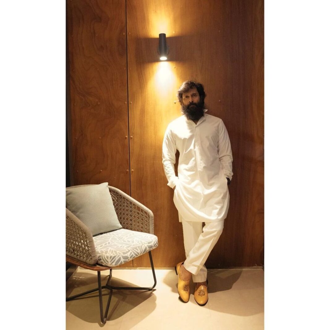 Actor Vikram HD Photos and Wallpapers November 2022 - Gethu Cinema