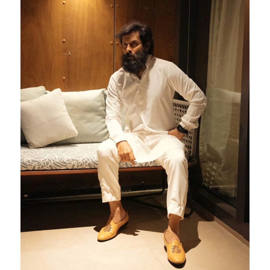 Actor Vikram HD Photos and Wallpapers November 2022 - Gethu Cinema