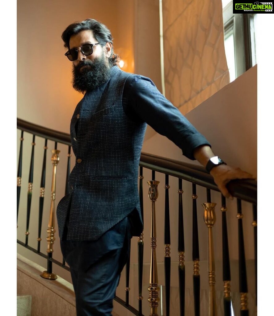 Actor Vikram HD Instagram Photos and Wallpapers November 2022 | Gethu ...