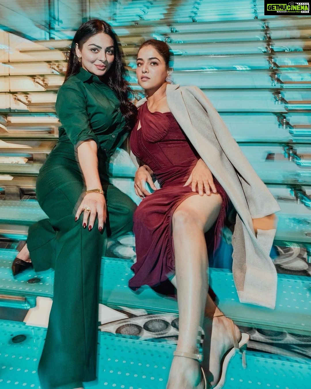 Wamiqa Gabbi Instagram – FORSWUNK but 🔥🔥🔥 . . 📸 @tanay.babbar | Gethu ...