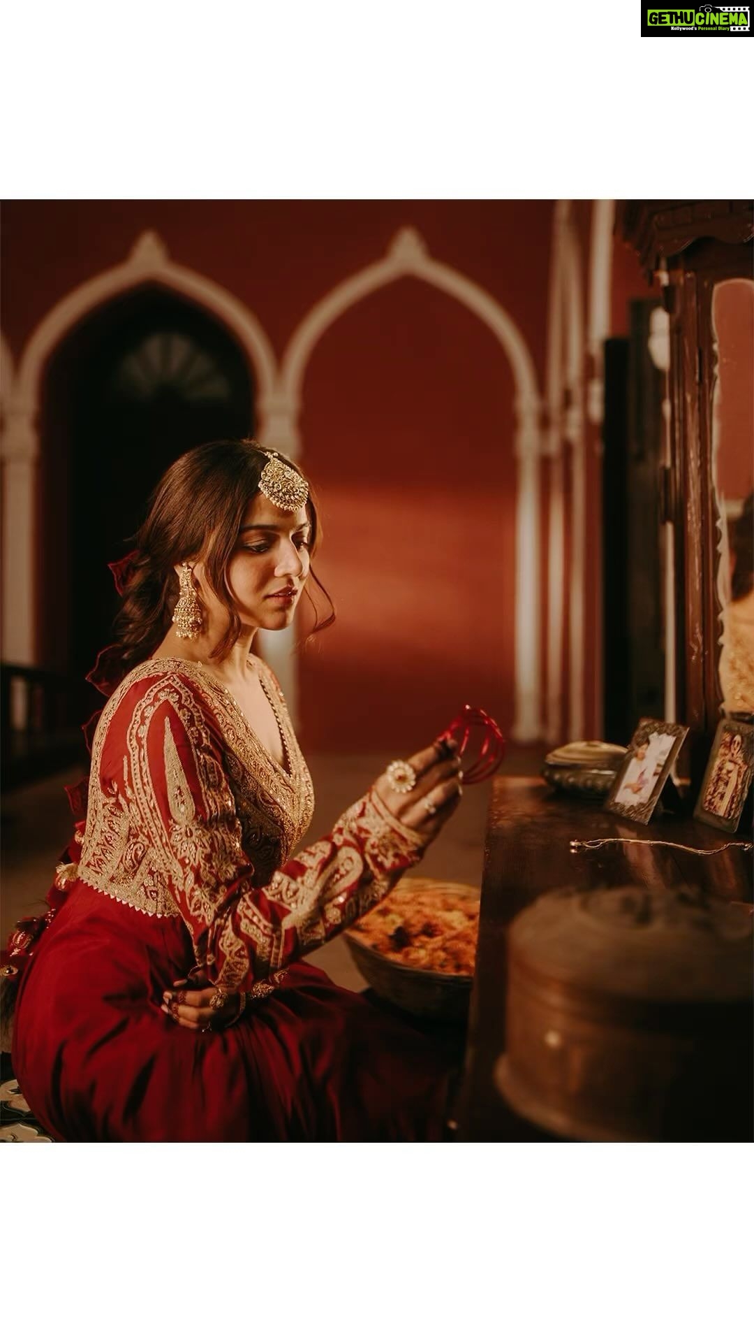 Wamiqa Gabbi Instagram – In the intricate tapestry of life’s bonds, the ...