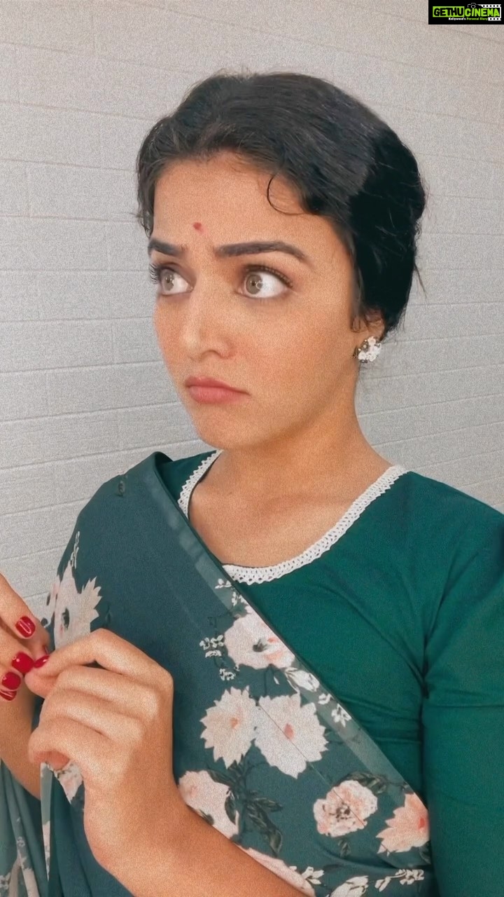 Wamiqa Gabbi Instagram – Film mein filmy acting nahin karu toh aur kya ...