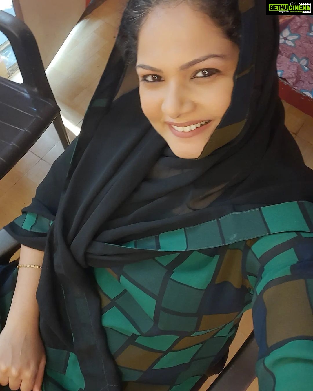 Actress Anuya Bhagvath HD Instagram Photos and Wallpapers February 2023 ...