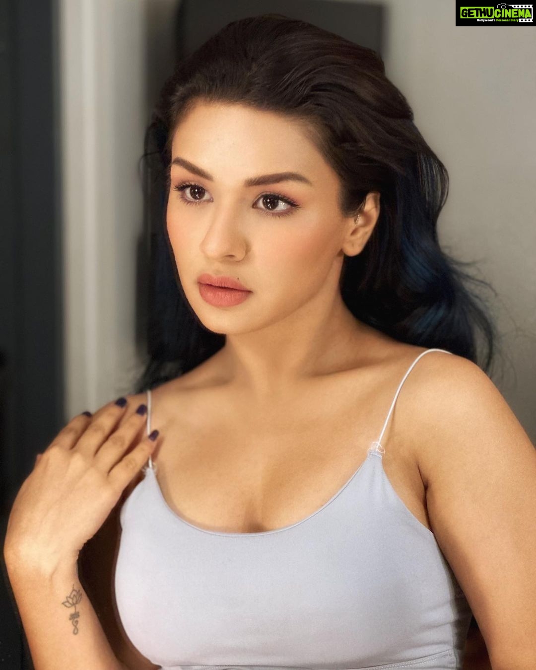 Actress Avneet Kaur HD Instagram Photos and Wallpapers June 2023 | Gethu Cinema