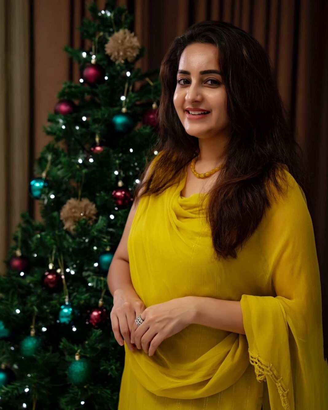 Actress Bhama HD Photos and Wallpapers April 2023 - Gethu Cinema