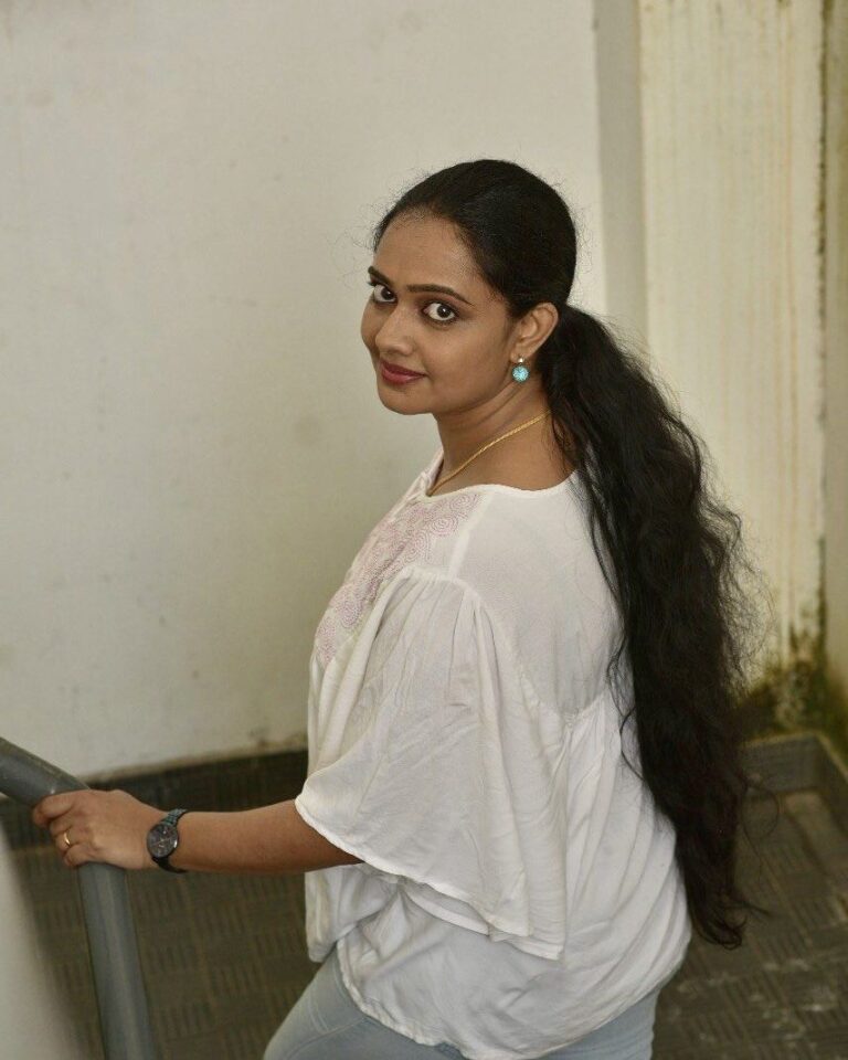 Divya Padmini Wiki, Biography, Age, Gallery, Spouse and more