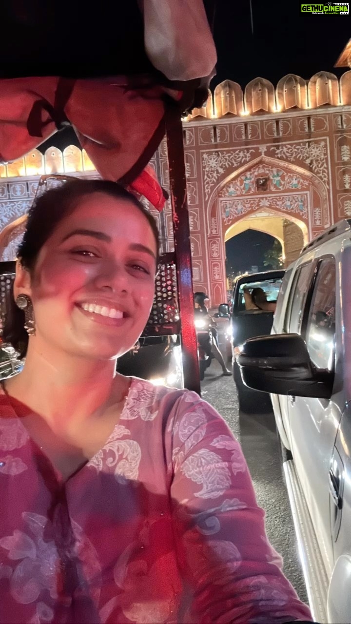 Girija Oak Instagram – Laghu (small/short) is a theatrical piece ...