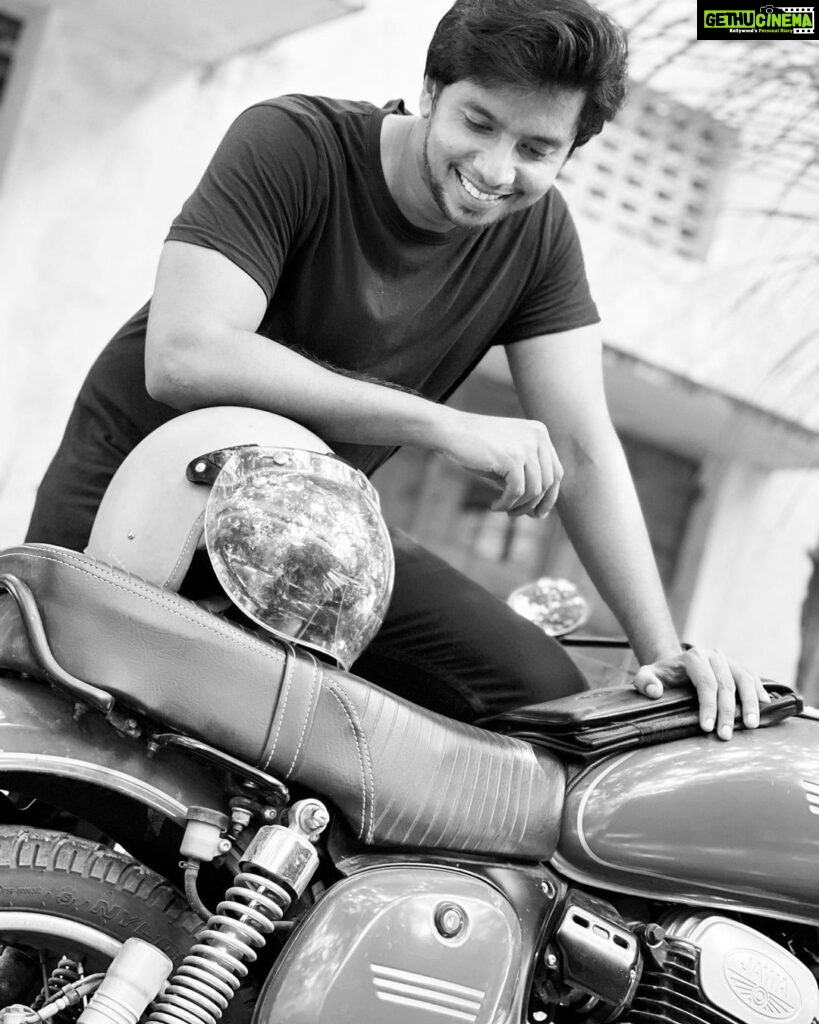 Actor Irfan HD Instagram Photos and Wallpapers October 2022 | Gethu Cinema