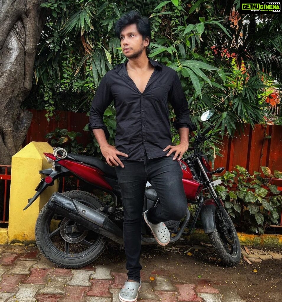 Actor Irfan HD Instagram Photos and Wallpapers October 2022 | Gethu Cinema
