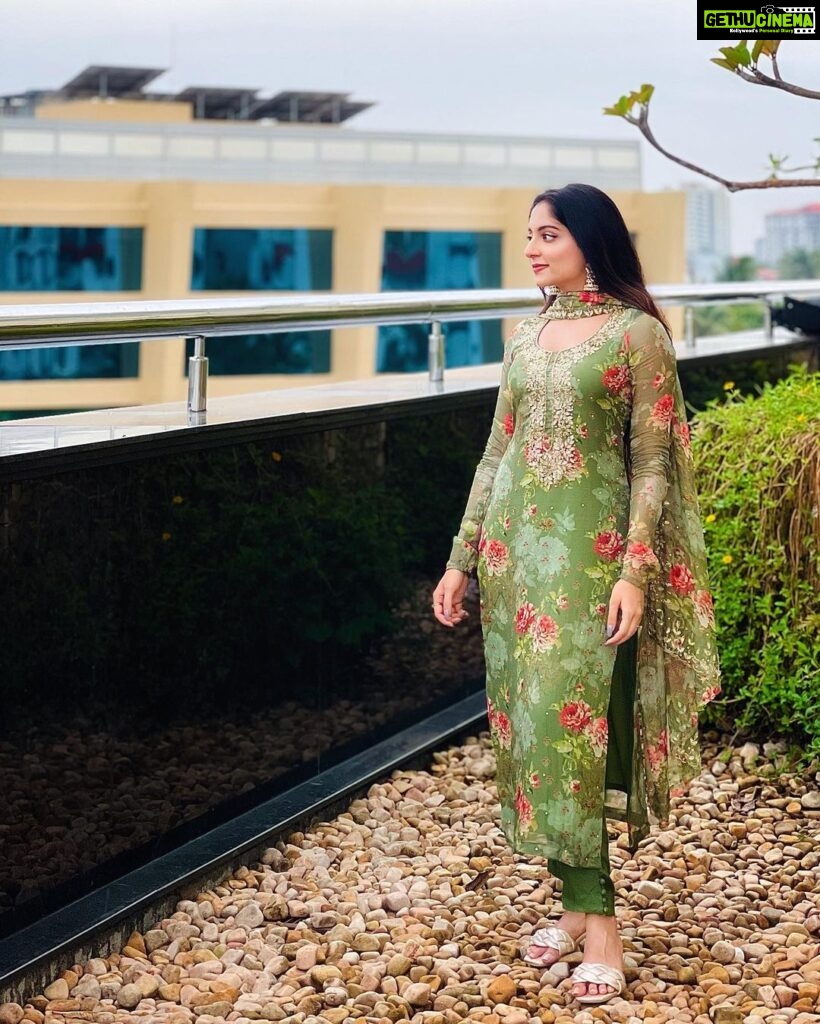 Actress Ishaani Krishna HD Instagram Photos and Wallpapers July 2023 ...