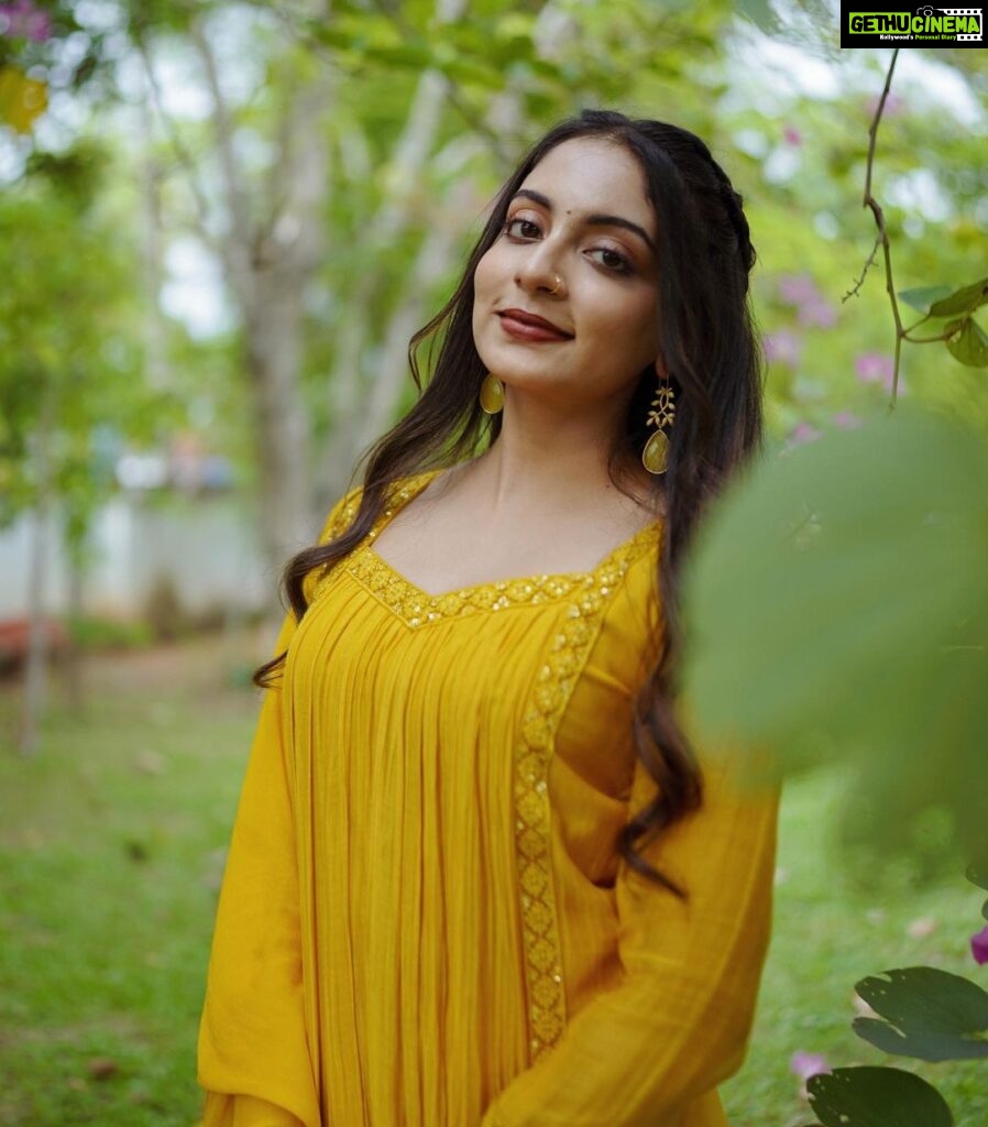 Actress Ishaani Krishna HD Instagram Photos and Wallpapers June 2023 ...