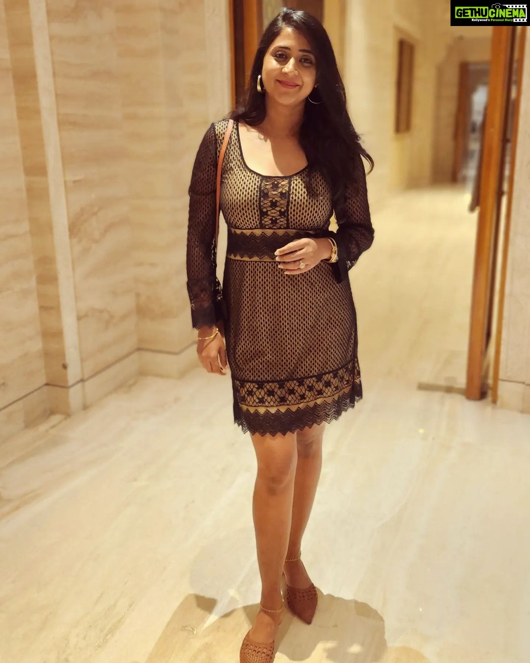 Kaniha Instagram – Hold on tight to those who put a smile on your ...