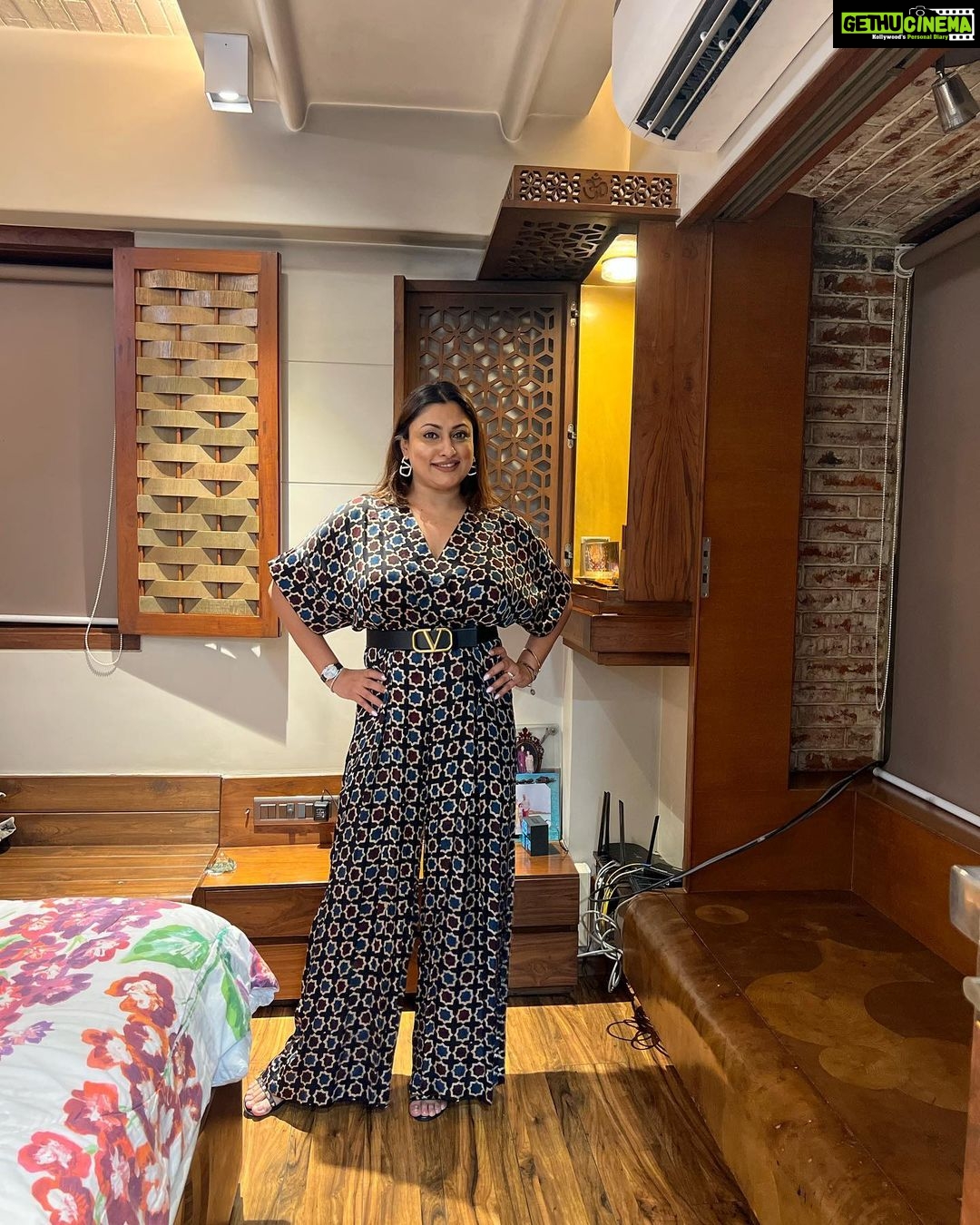 Malavika Instagram – kind of classy, kinda hood 🥰 | Gethu Cinema