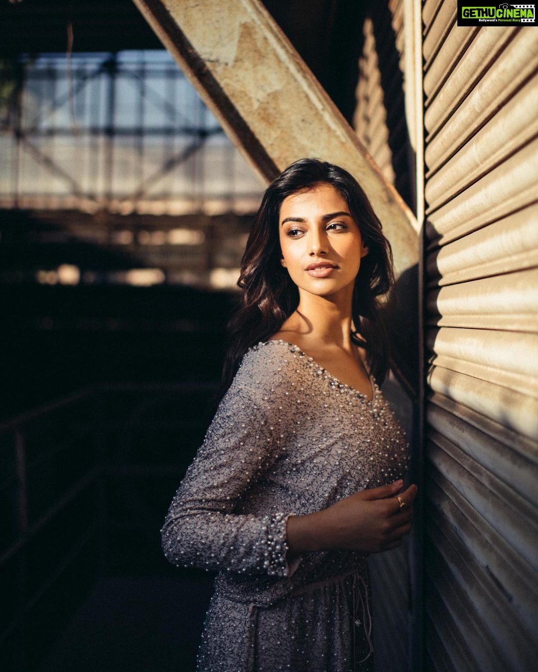 Meenakshi Chaudhary Instagram – Basking in all my glory ☀️ 😌 📸 @bharat ...