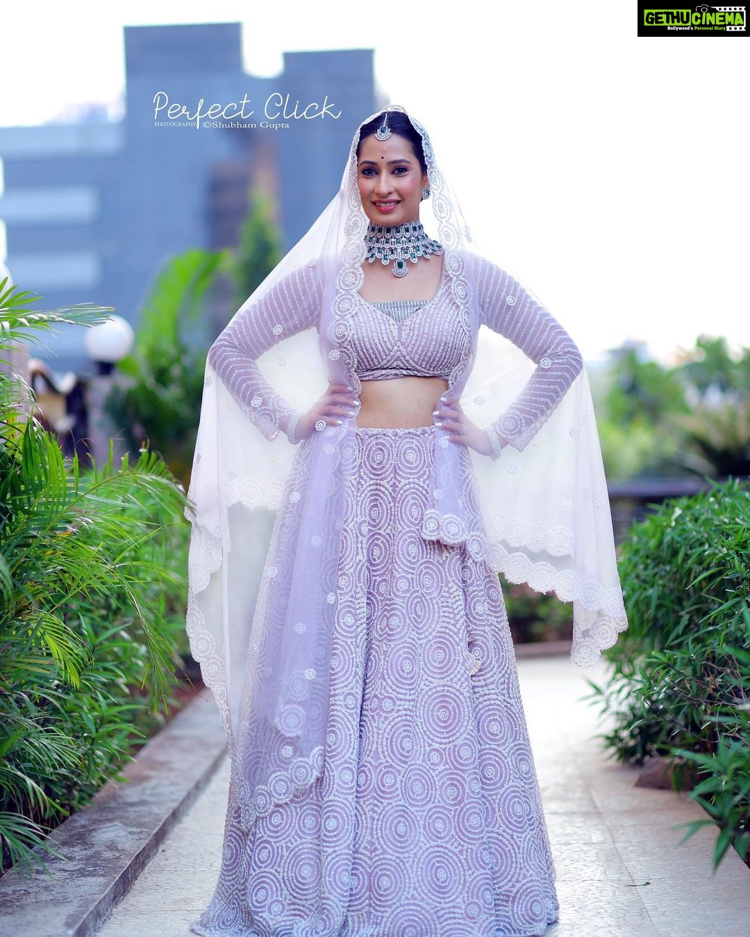 Priya Marathe Instagram – Now here try to my level recreate ...