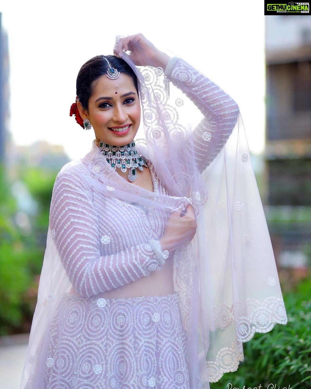 Priya Marathe Instagram – Now here try to my level recreate ...