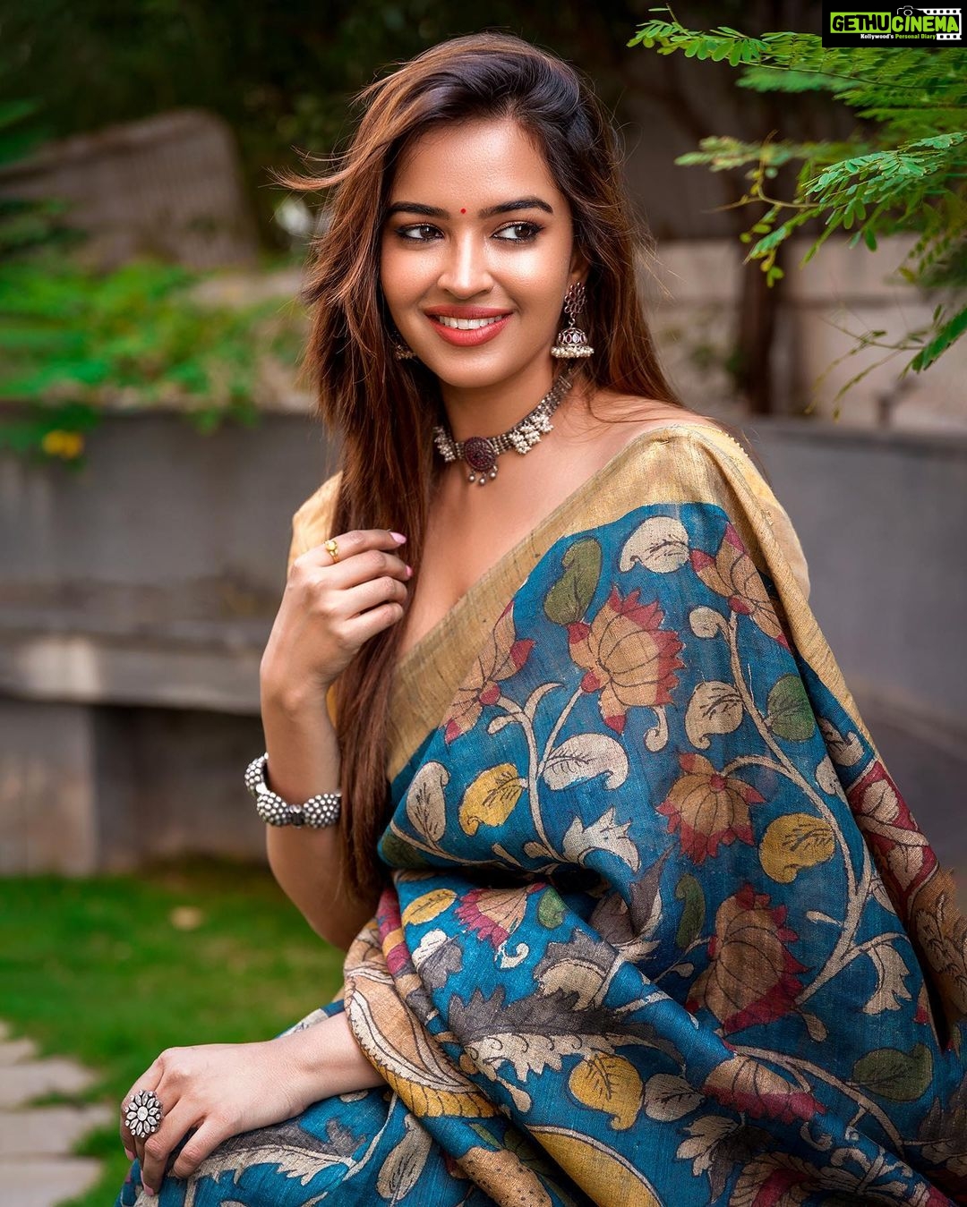 Pujita Ponnada Instagram – Andariki Sankranthi Subhakanshalu 📸 ...
