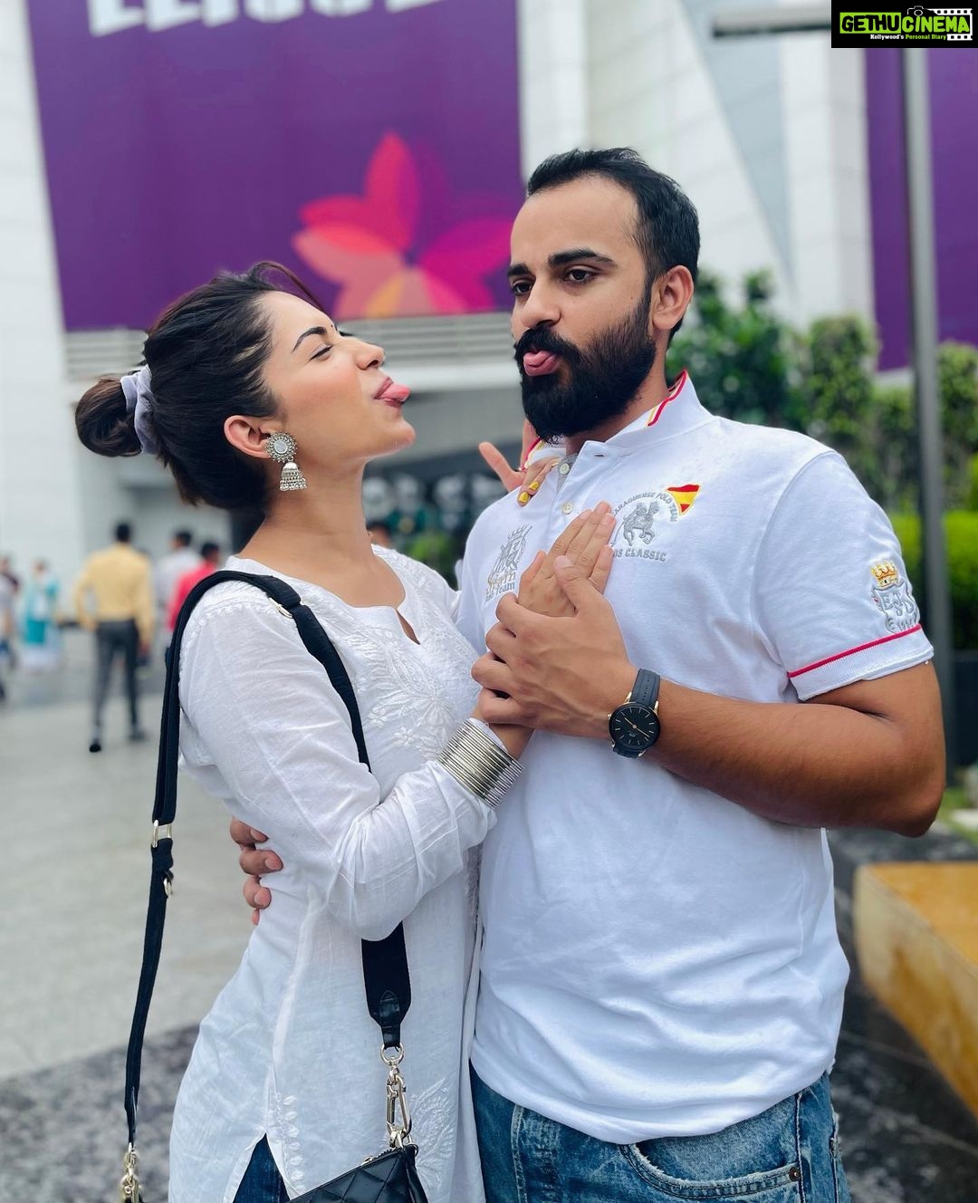 Ruhani Sharma Instagram – Happy Happy Happy Happiest birthday fellow ... Ruhani Sharma Instagram – Happy Happy Happy Happiest birthday fellow ...