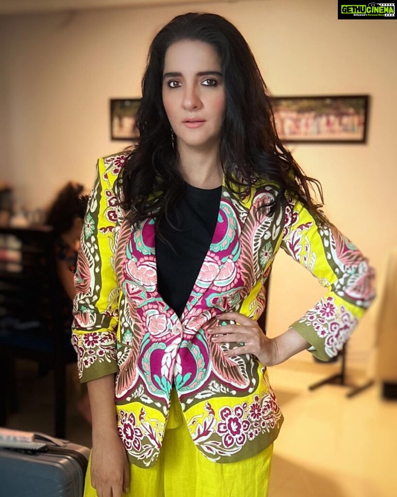 Actress Shruti Seth HD Instagram Photos and Wallpapers August 2023 ...