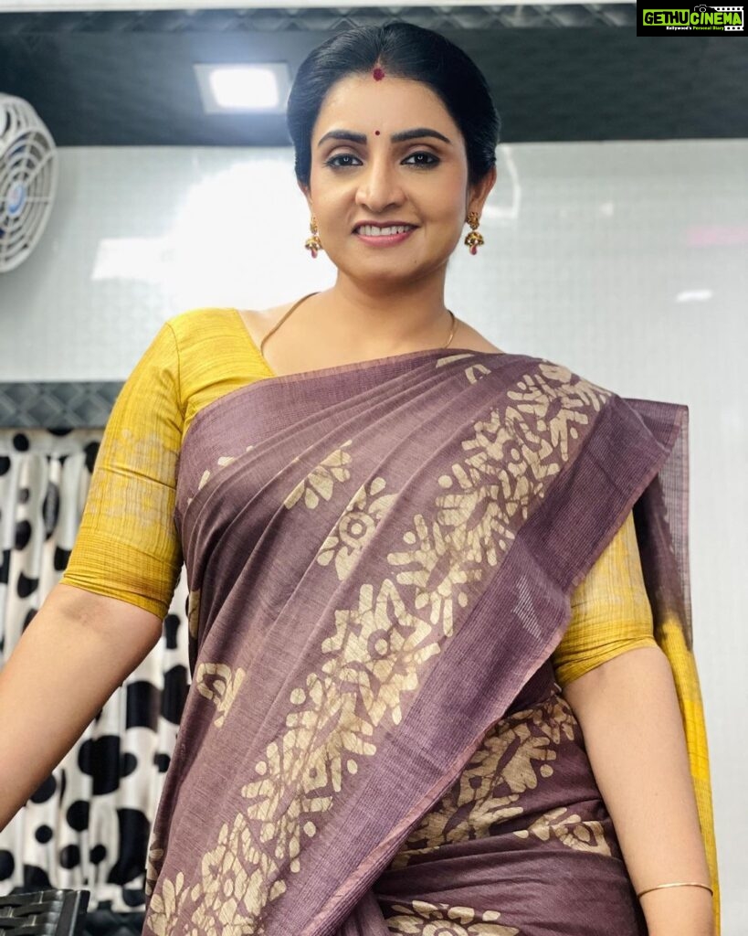 Actress Sujitha HD Instagram Photos and Wallpapers June 2023 | Gethu Cinema