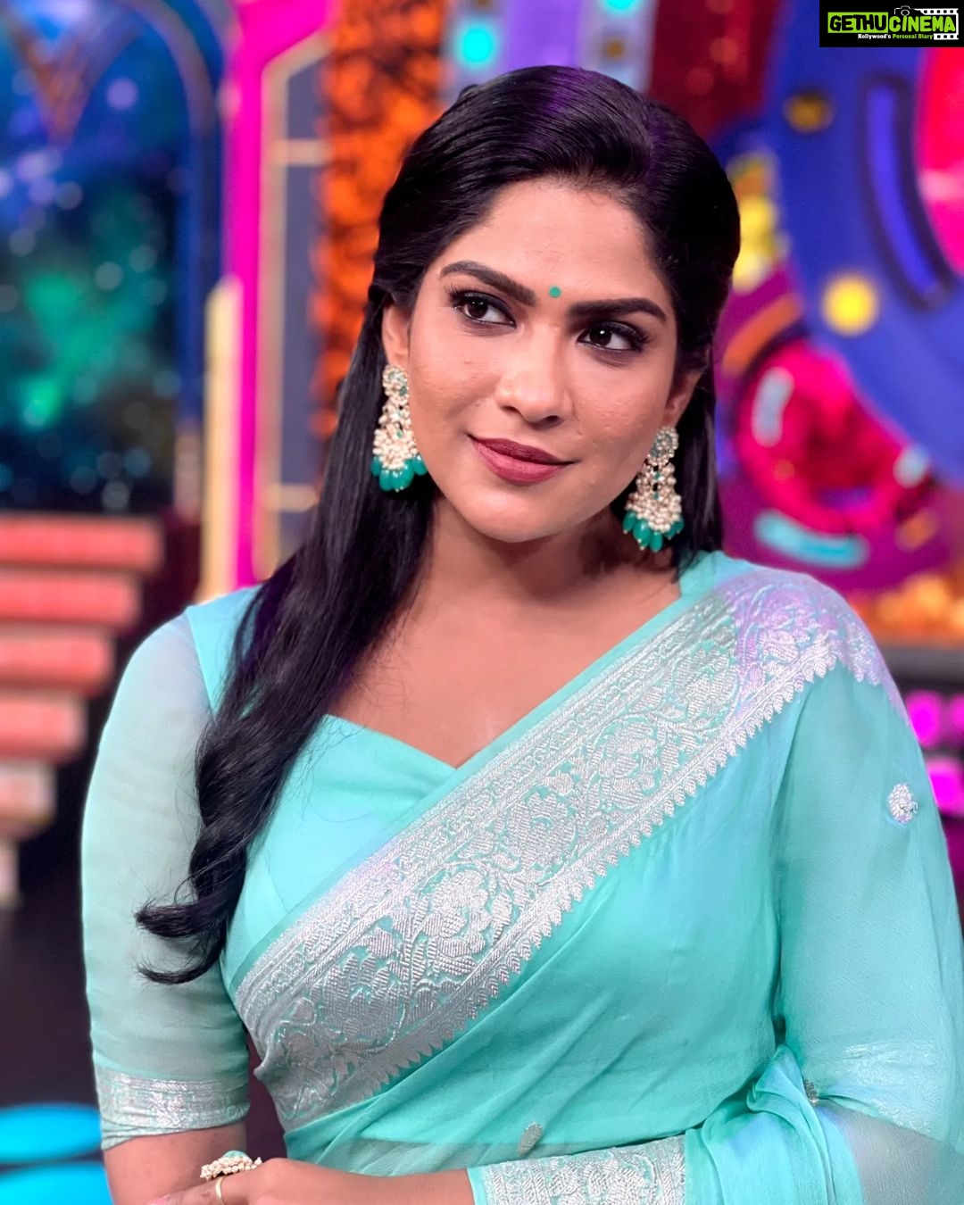 Swasika Instagram – “Let positivity wash over you like a wave of blue ...