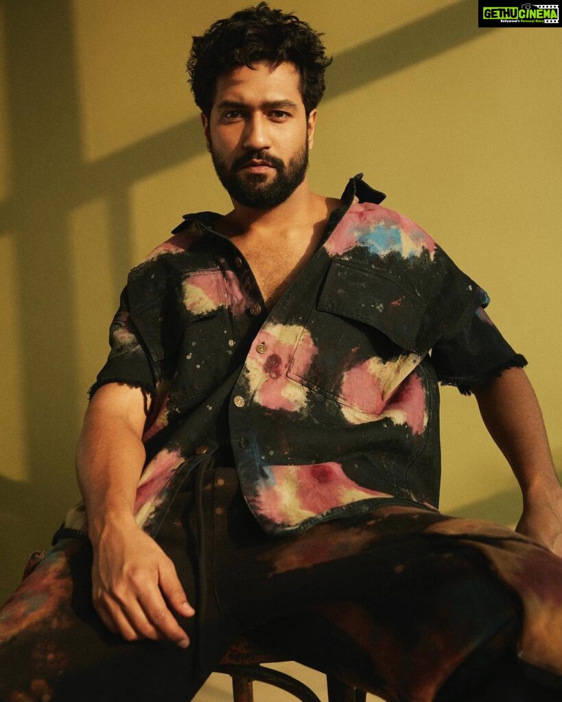 Actor Vicky Kaushal HD Instagram Photos and Wallpapers June 2023 ...