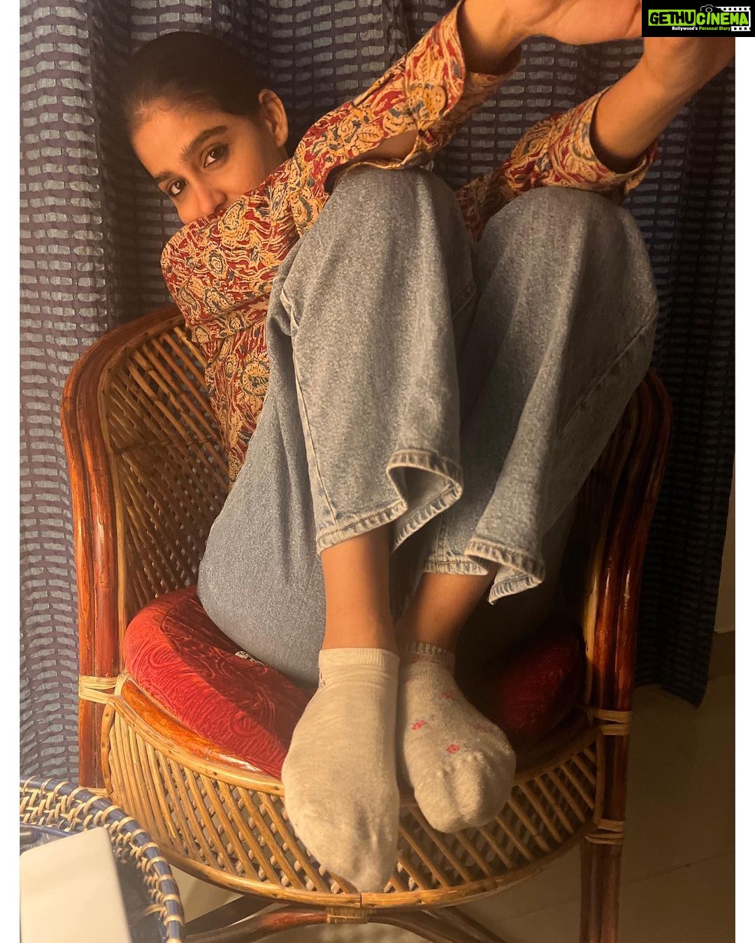 Anaswara Rajan Instagram Life Is Too Short To Find Matching Socks 🧦😌 Ps Rimakallingal Feel