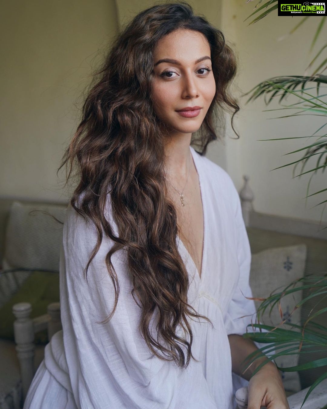 Madhurima Roy Wiki, Biography, Age, Gallery, Spouse and more