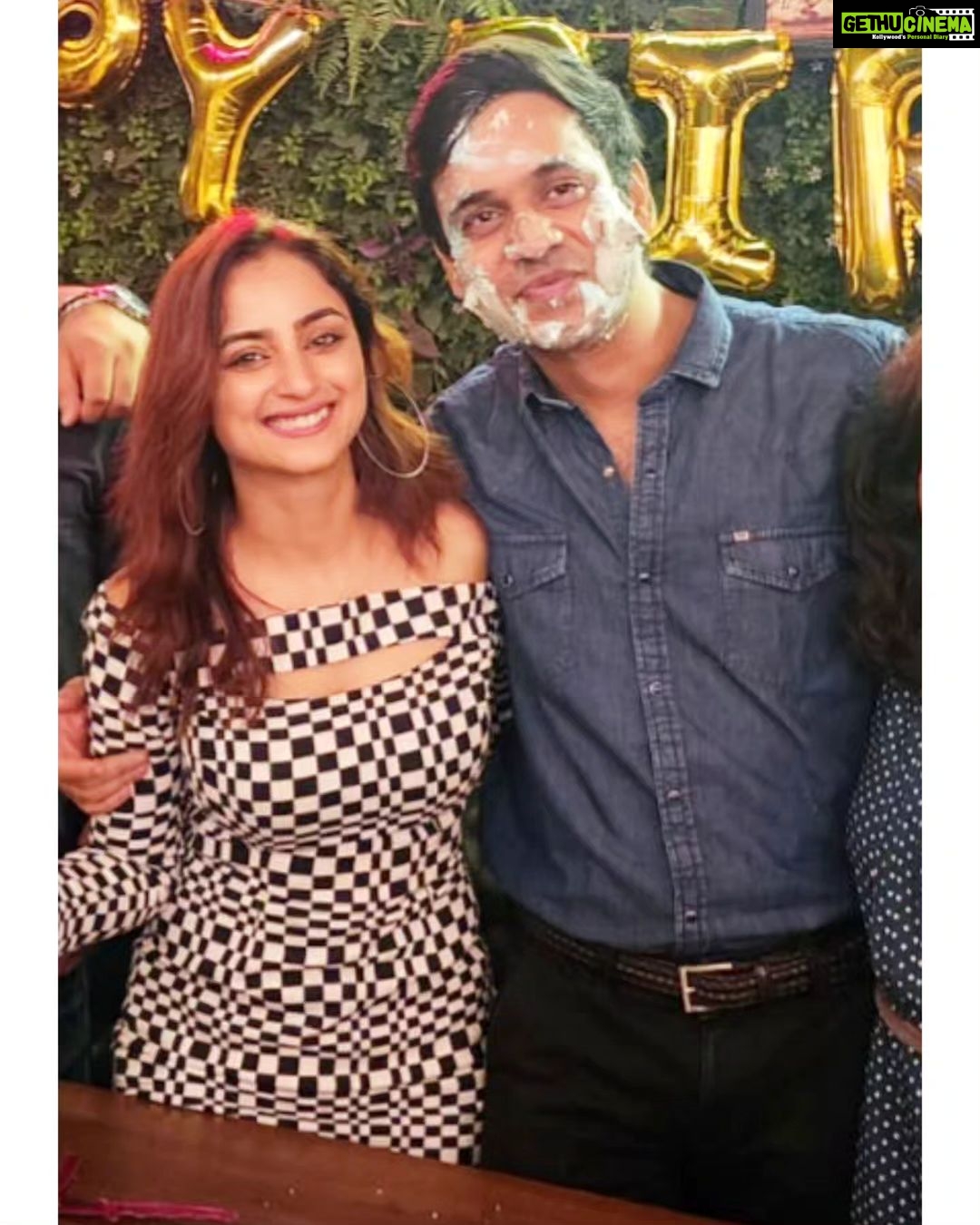 Actress Madirakshi Mundle HD Instagram Photos and Wallpapers June 2023 ...