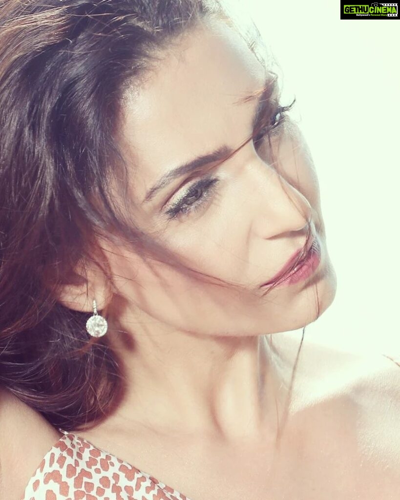 Actress Navina Bole HD Instagram Photos and Wallpapers May 2023 | Gethu ...