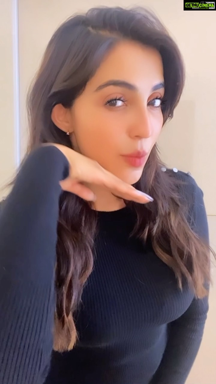 Actress Parvatii Nair HD Instagram Photos and Wallpapers January 2023 ...