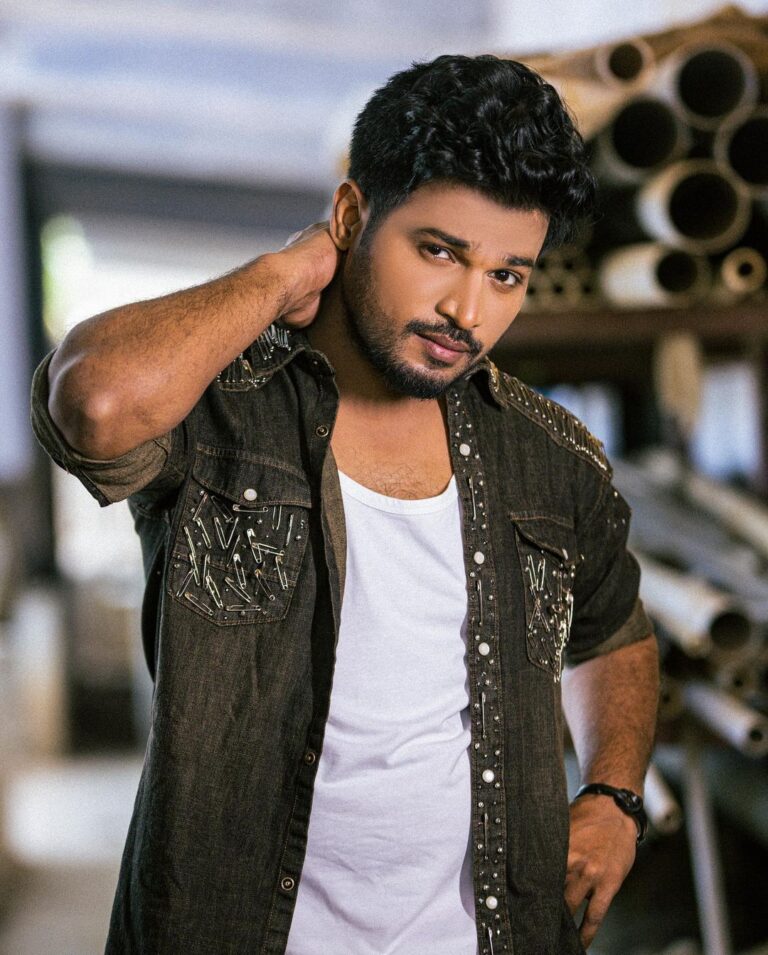 Video Jockey Rakshan HD Photos and Wallpapers July 2023 - Gethu Cinema