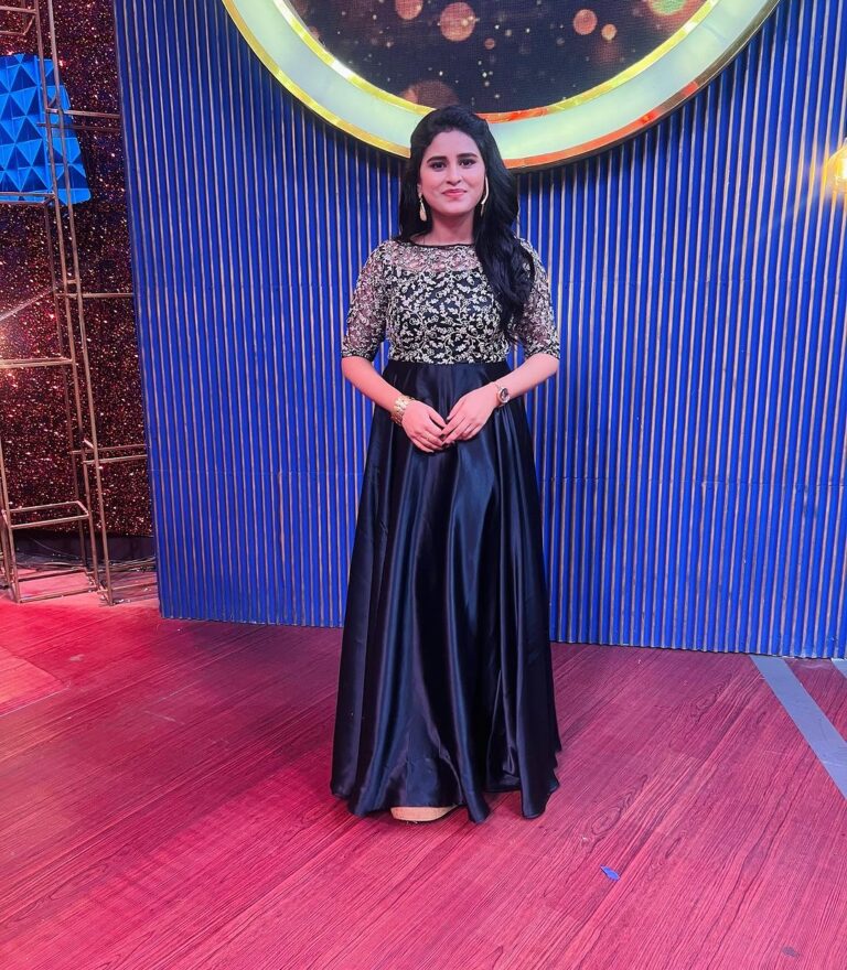 Actress Rithika Tamil Selvi HD Photos and Wallpapers August 2023 ...