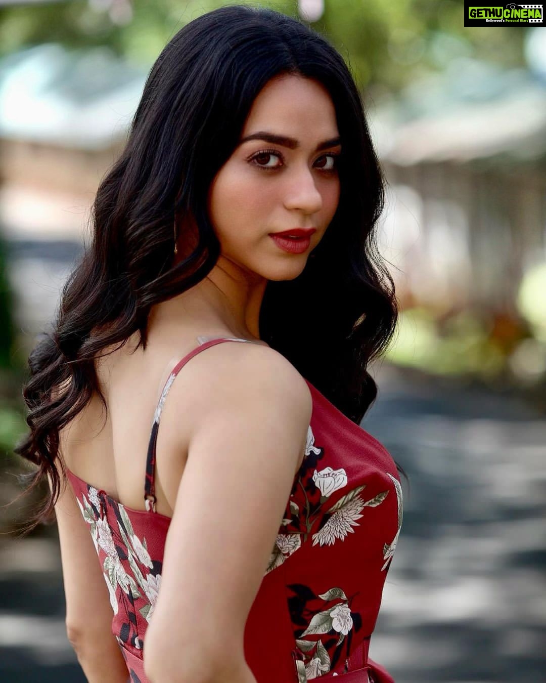 Soundarya Sharma Instagram – A #khoobsurat Collab coming soon with ...